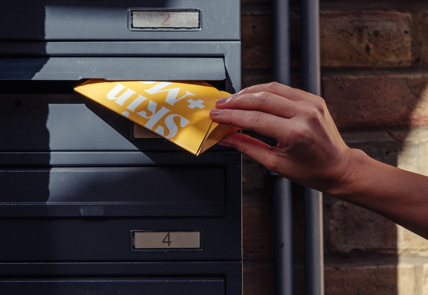 Skin + Me - Personalised skin treatment to treat acne and skin-ageing.